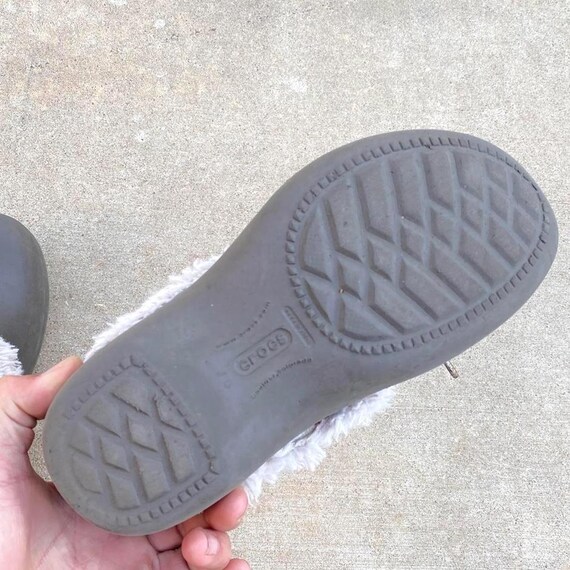 CROCS coquette style gray clogs pink bows Juniors Siz… - Gem