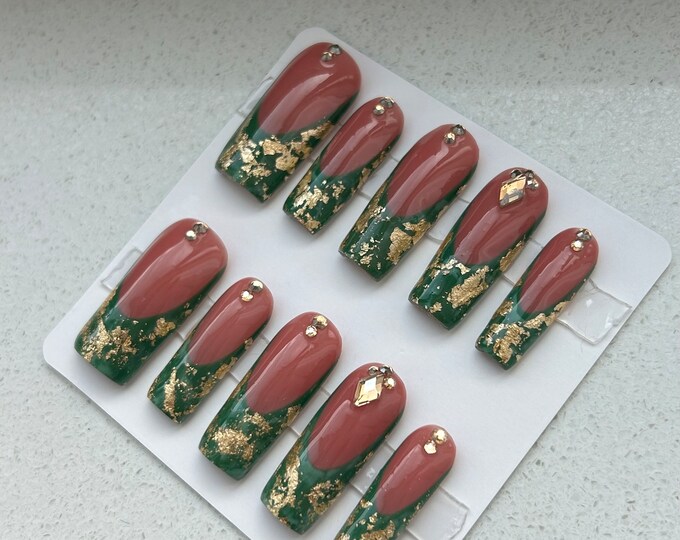 Sizing Kit for Measuring Press on Nails Sizes. This Allows You to Find ...