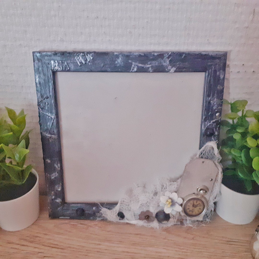 Frame "pocket Watch" - Etsy