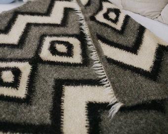 Rustic Wool Rug Hand Woven Rug Rug 4x6 Rug 5x7 Rug 6x9 - Etsy