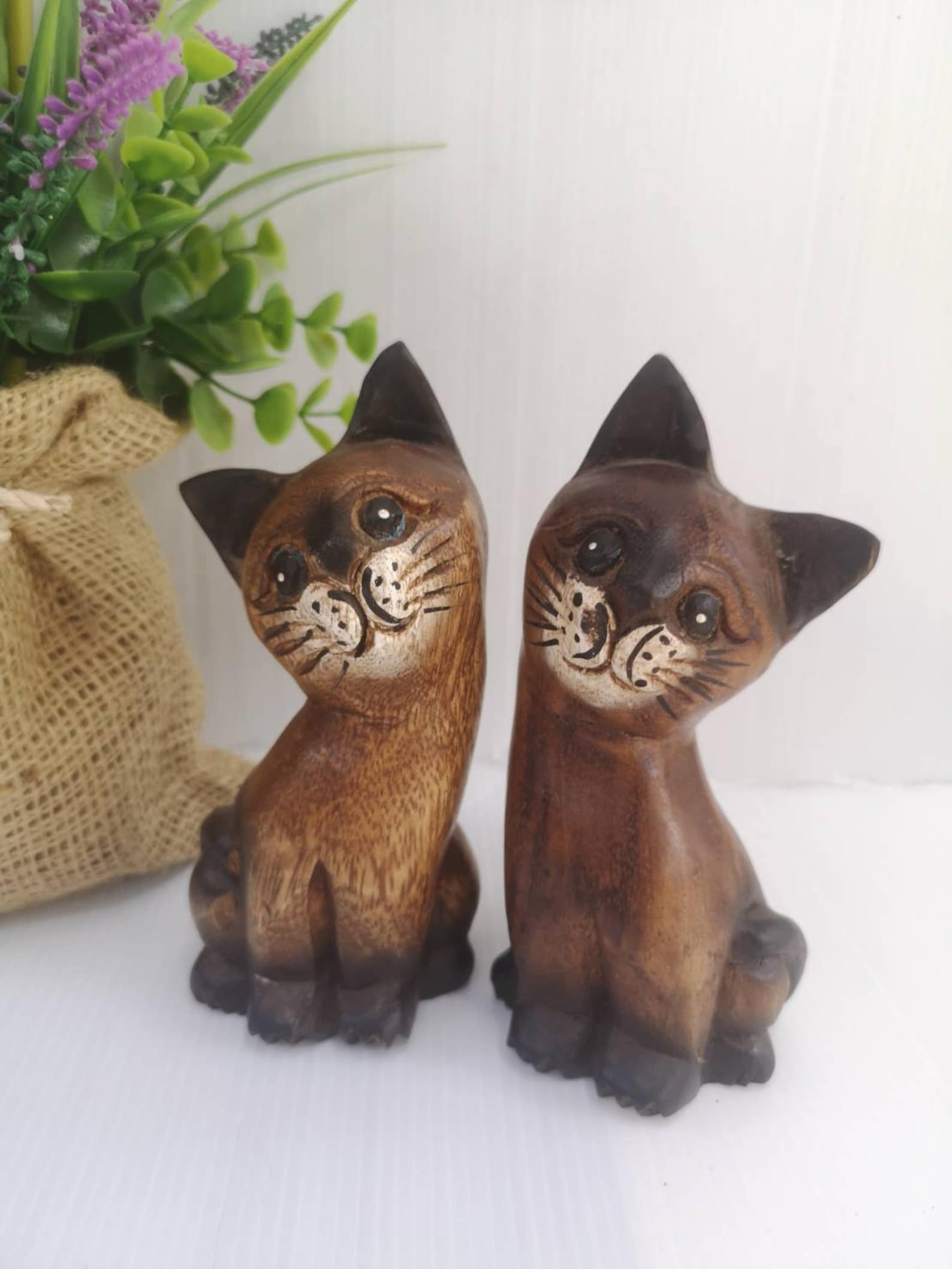 2 Pieces Wooden Cat Figurines for Home Decoration Wood Carving - Etsy