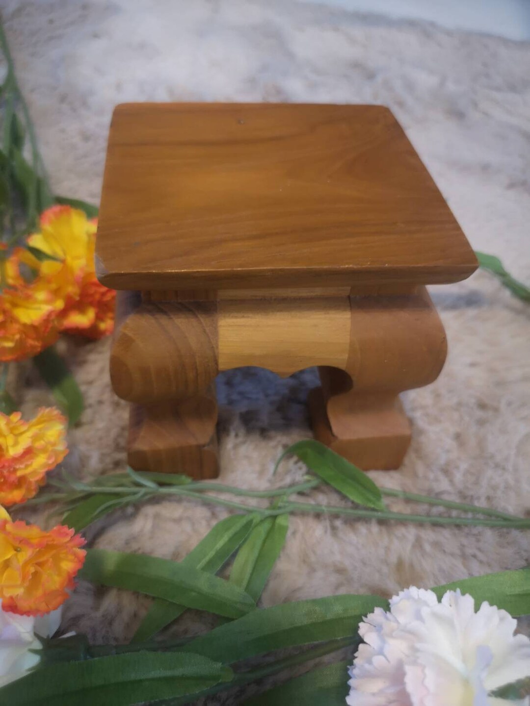 Miniature Buddha Table, Teak Wood Buddha Stand. - Etsy