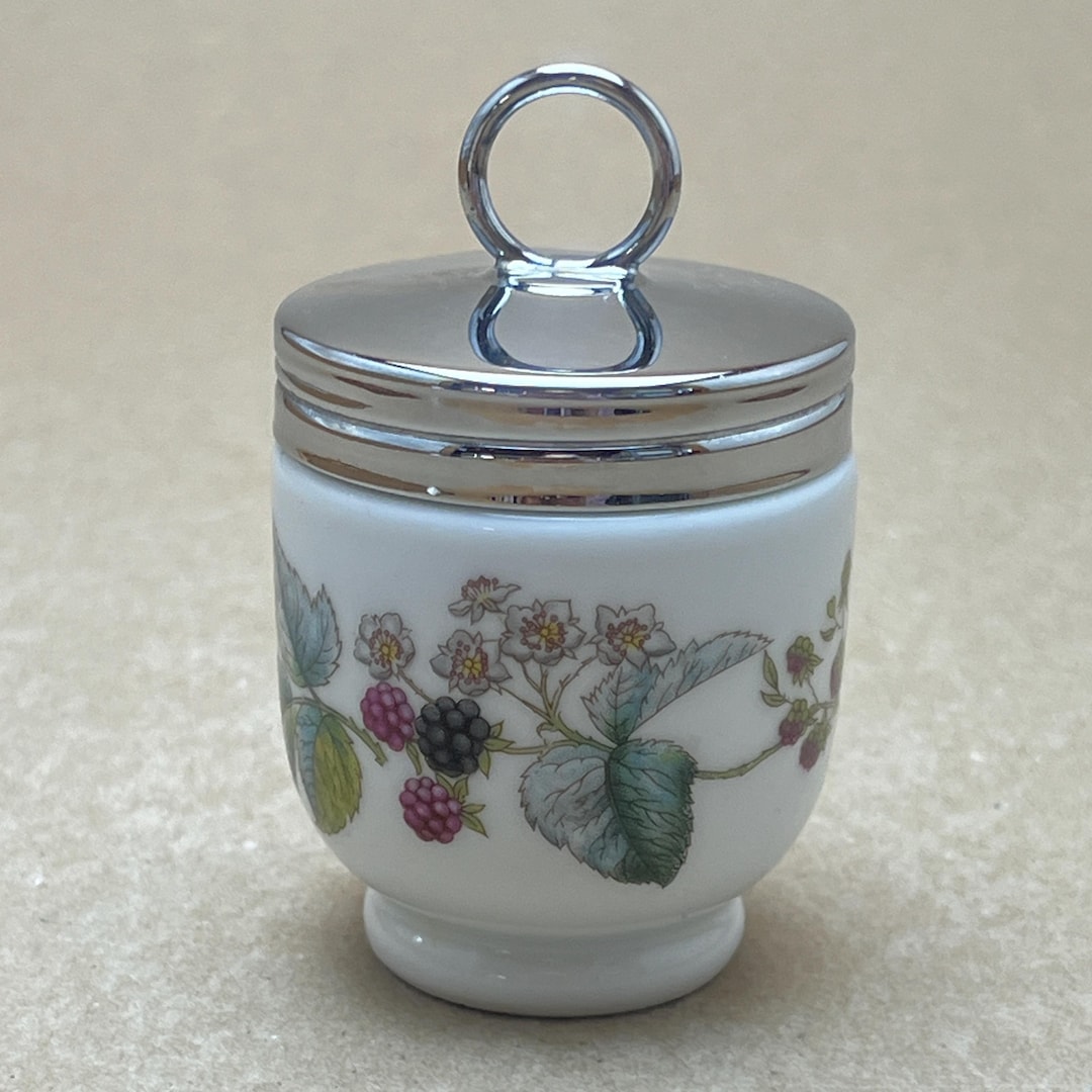 Vintage Royal Worcester Lavinia Raspberry Single Ring Porcelain Egg ...