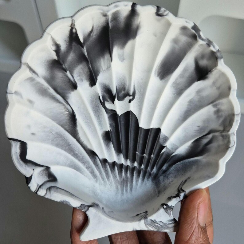Scallop Shell Tray | Various Colours | Trinket Dish | Handmade ...