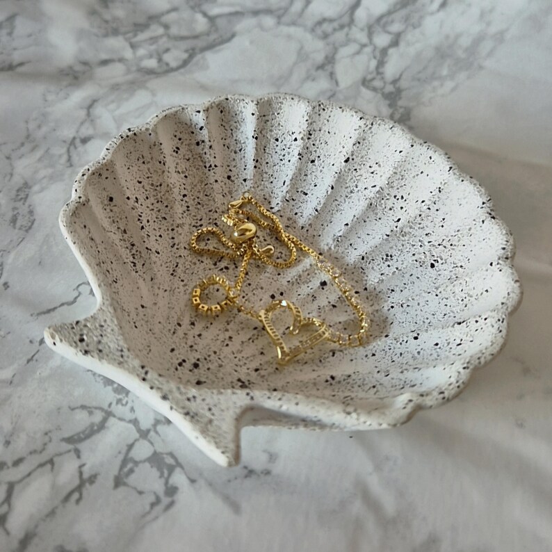 Scallop Shell Tray | Various Colours | Trinket Dish | Handmade ...