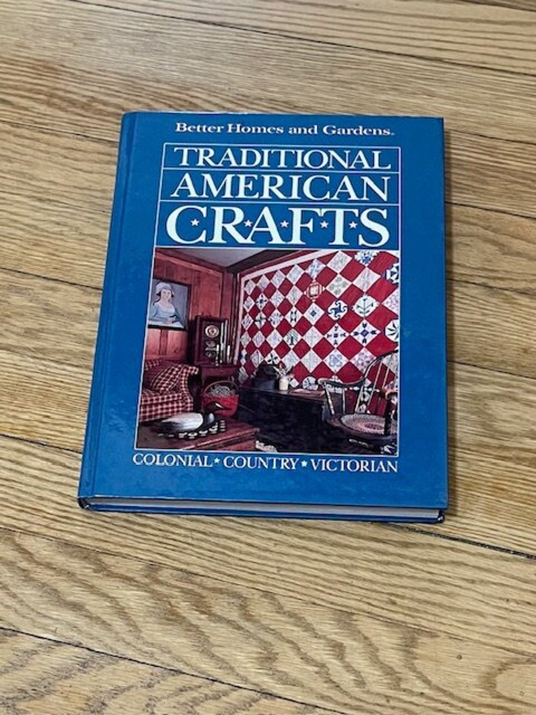 Traditional American Crafts Book--1988 - Etsy