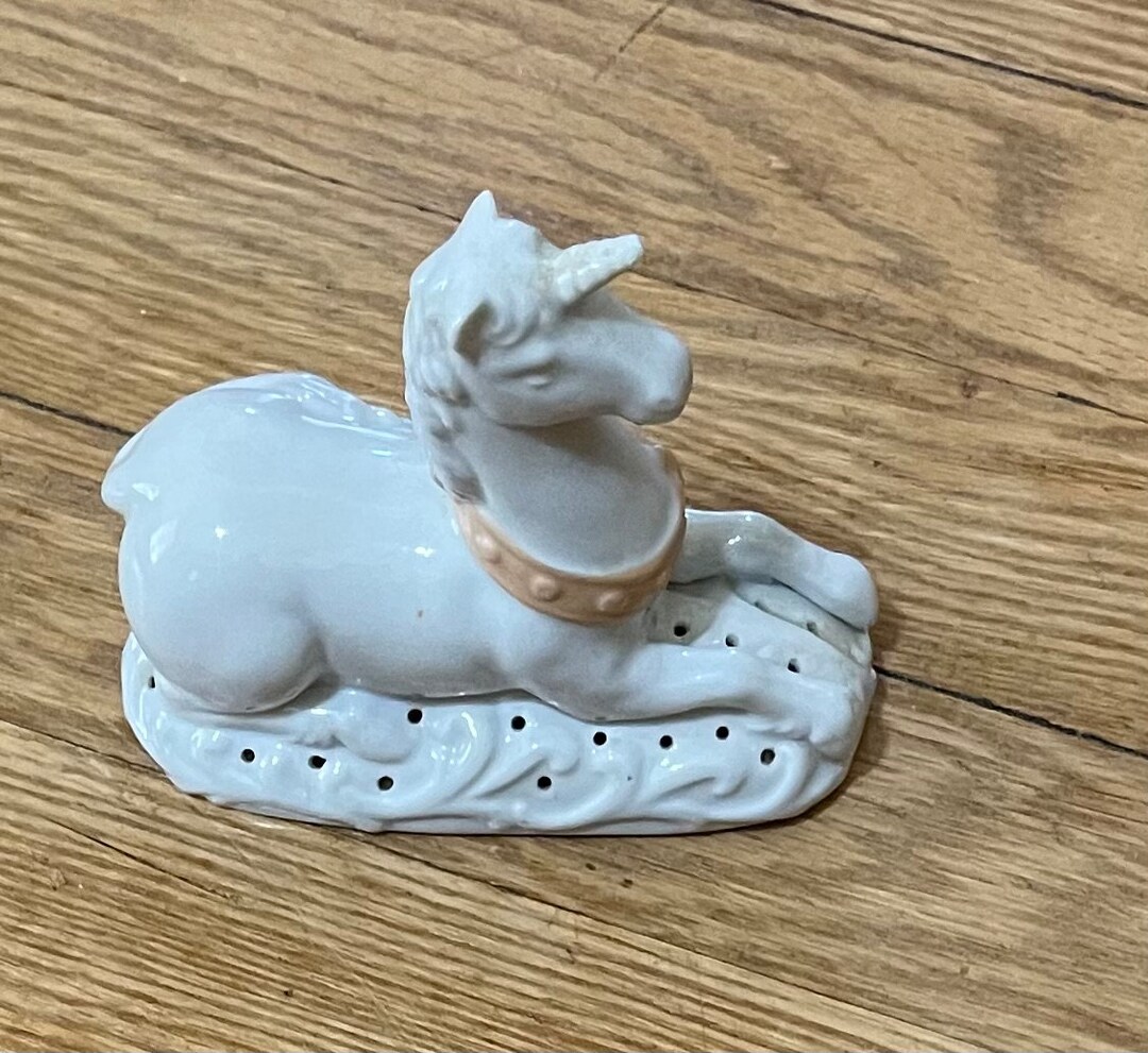 1981 Avon Ceramic Unicorn - Etsy