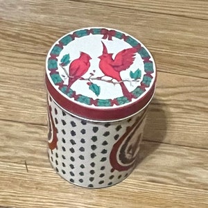 Cardinal Themed Tin - Etsy