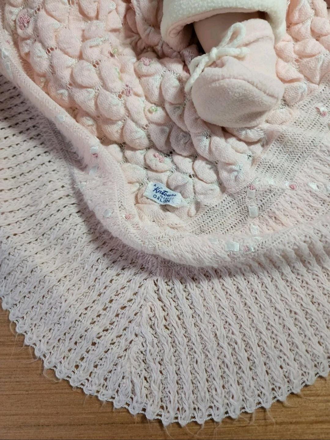 Royal Cathay 22 Soft Body Porcelain Baby Doll Mindy Vintage Orlon Crib ...