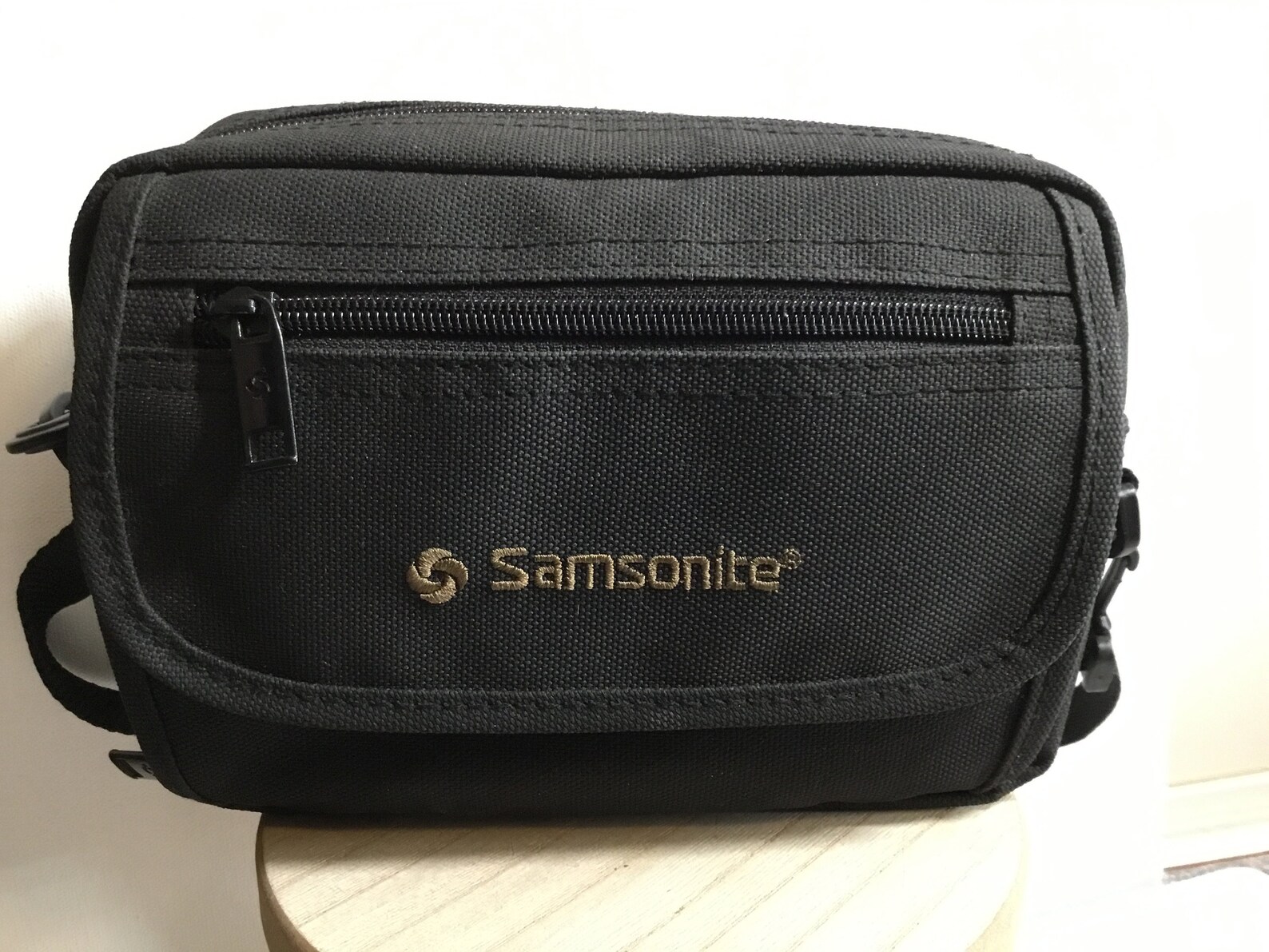 Vintage Samsonite Camera Bag /travel Bag. Shoulder Strap & Belt Loop Padded Black - Etsy