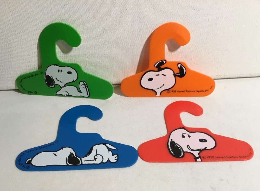Vintage 1958 United Feature Syndicate INC. Snoopy Set of 4 VERY RARE ...