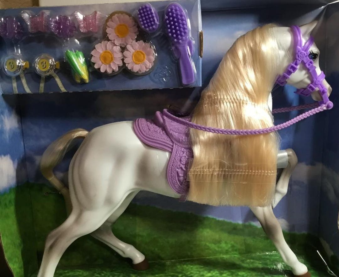 Vintage Barbie Brushable Beauties. Mattel Barbie Brushable Pony Willow ...