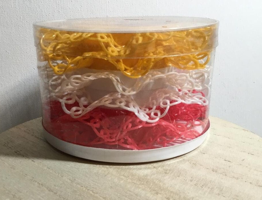 Vintage Lustro-ware Plastic Lace Ruffled Edge Coasters. Set of 6 ...
