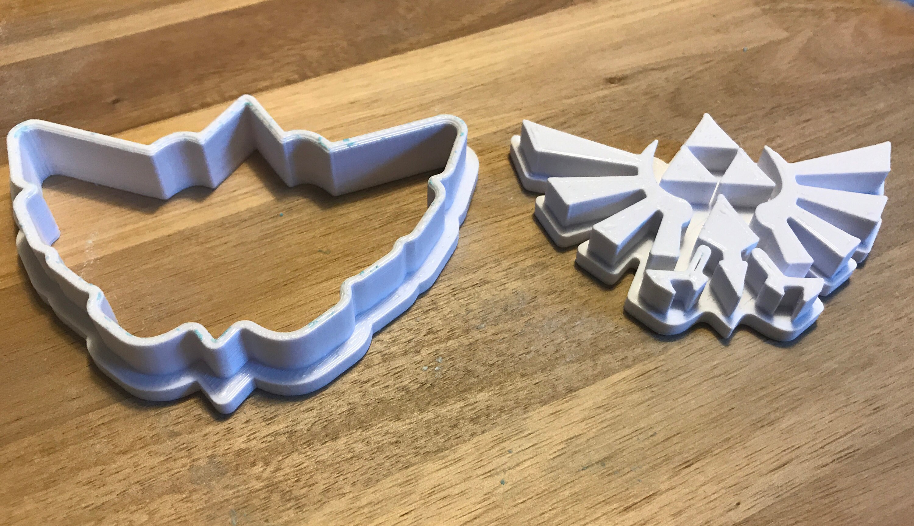 Zelda Cookie Cutter/hyrule Crest/loftwing Crest/nerd Cookie | Etsy