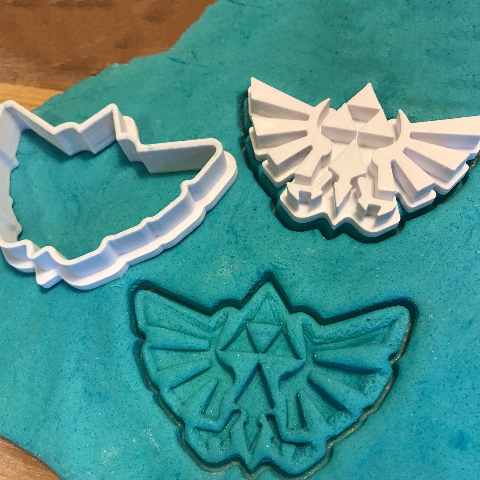 Zelda Cookie Cutter/hyrule Crest/loftwing Crest/nerd Cookie Cutters ...