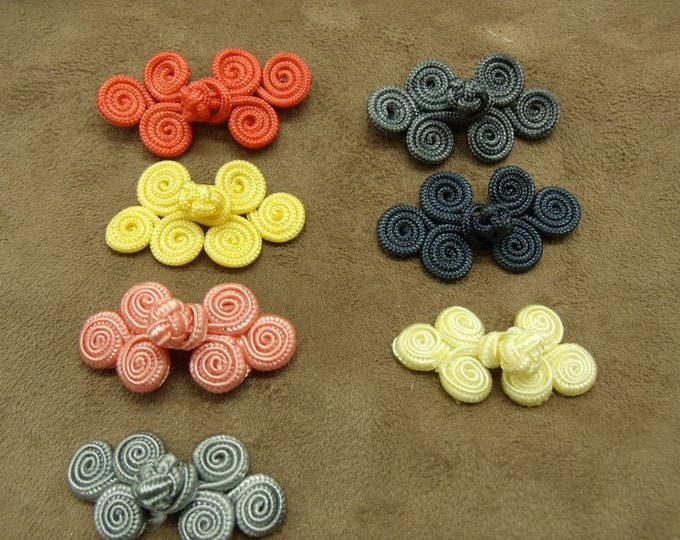 Pink Frog Closure Celtic Knot Strawberry Pink Braided Nylon Cord Purse ...