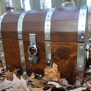 Lockable Wooden Treasure Chest: Large Rustic Wedding Memory Box - Etsy