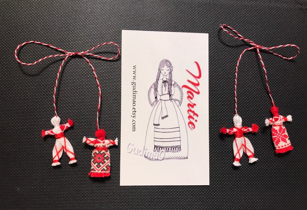 Martisoare in Costume Traditionale Handmade by Gudimao Felt Martisor ...