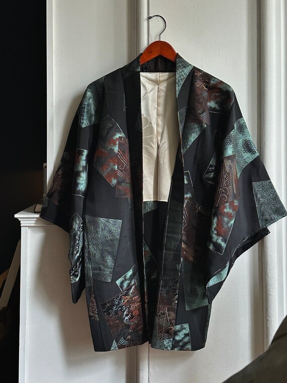 Vintage Japanese Silk Haori Jacket with Abstract Desi… - Gem