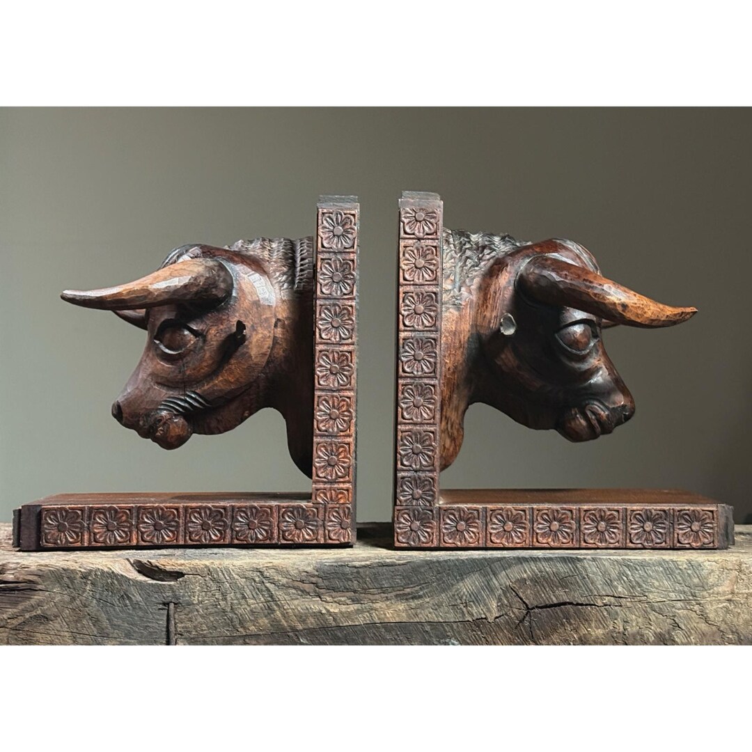 Vintage Folk Art Hand Carved Wood Bull Bookends - Etsy