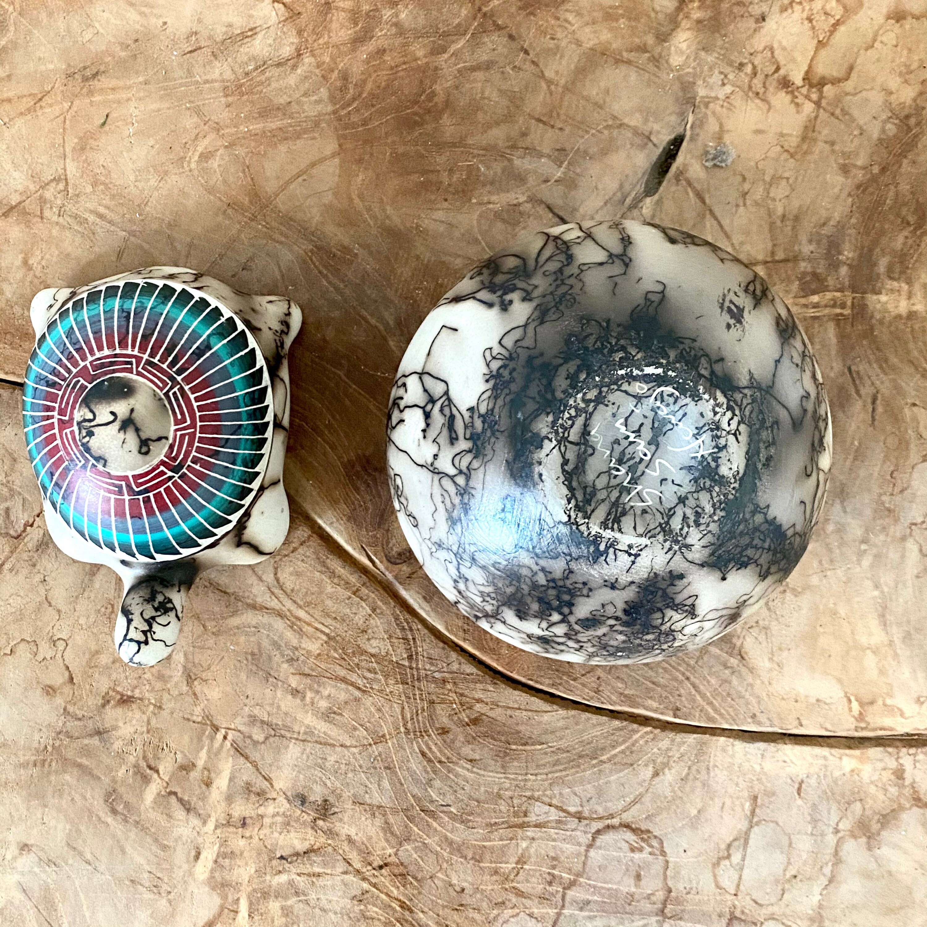 2 Navajo Horse Hair Etched Pottery by Shana Sam signed on - Etsy