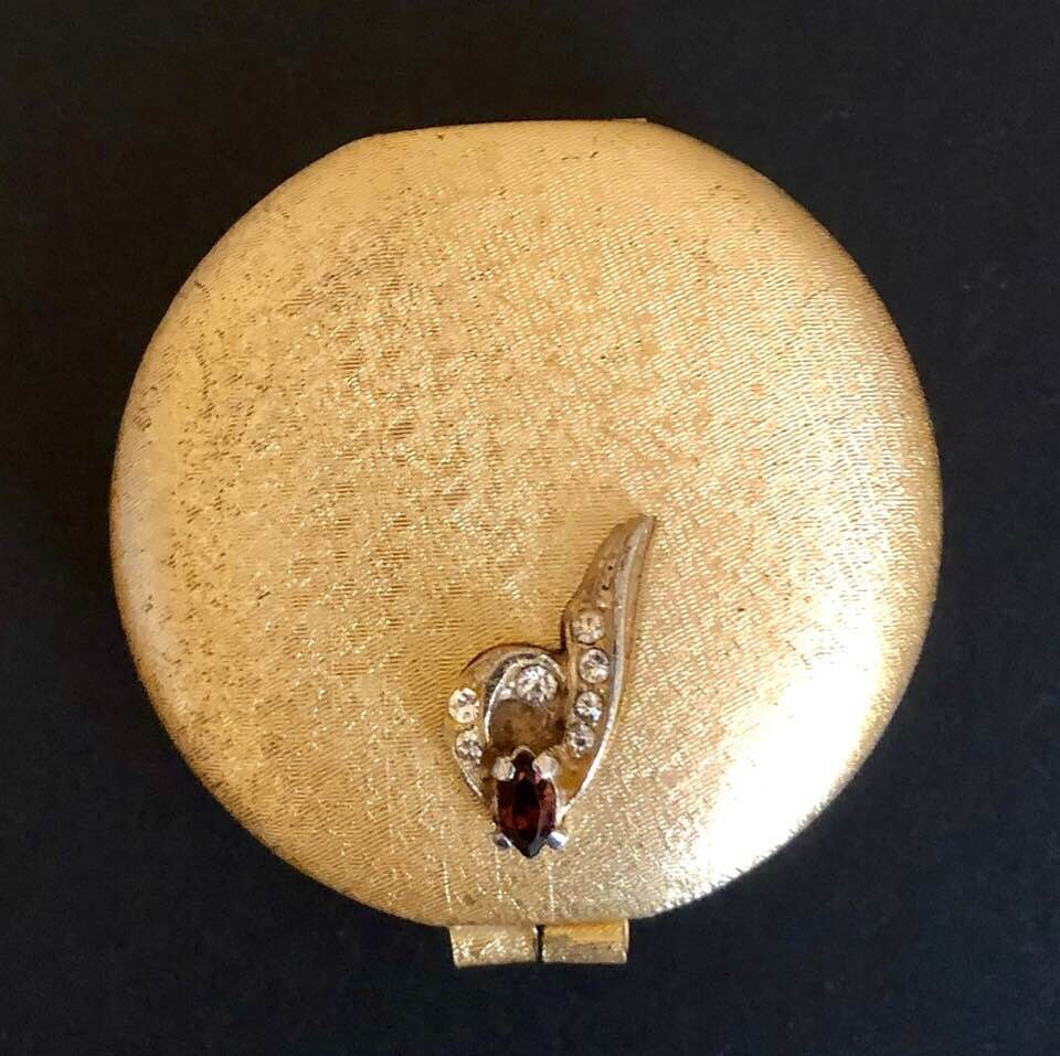 Vintage Revlon Love Pat Powder Compact 260 - Etsy