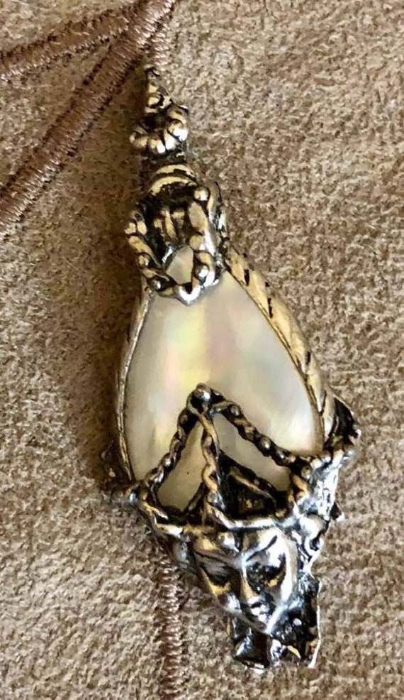 Vintage SELRO Brooch - Gem