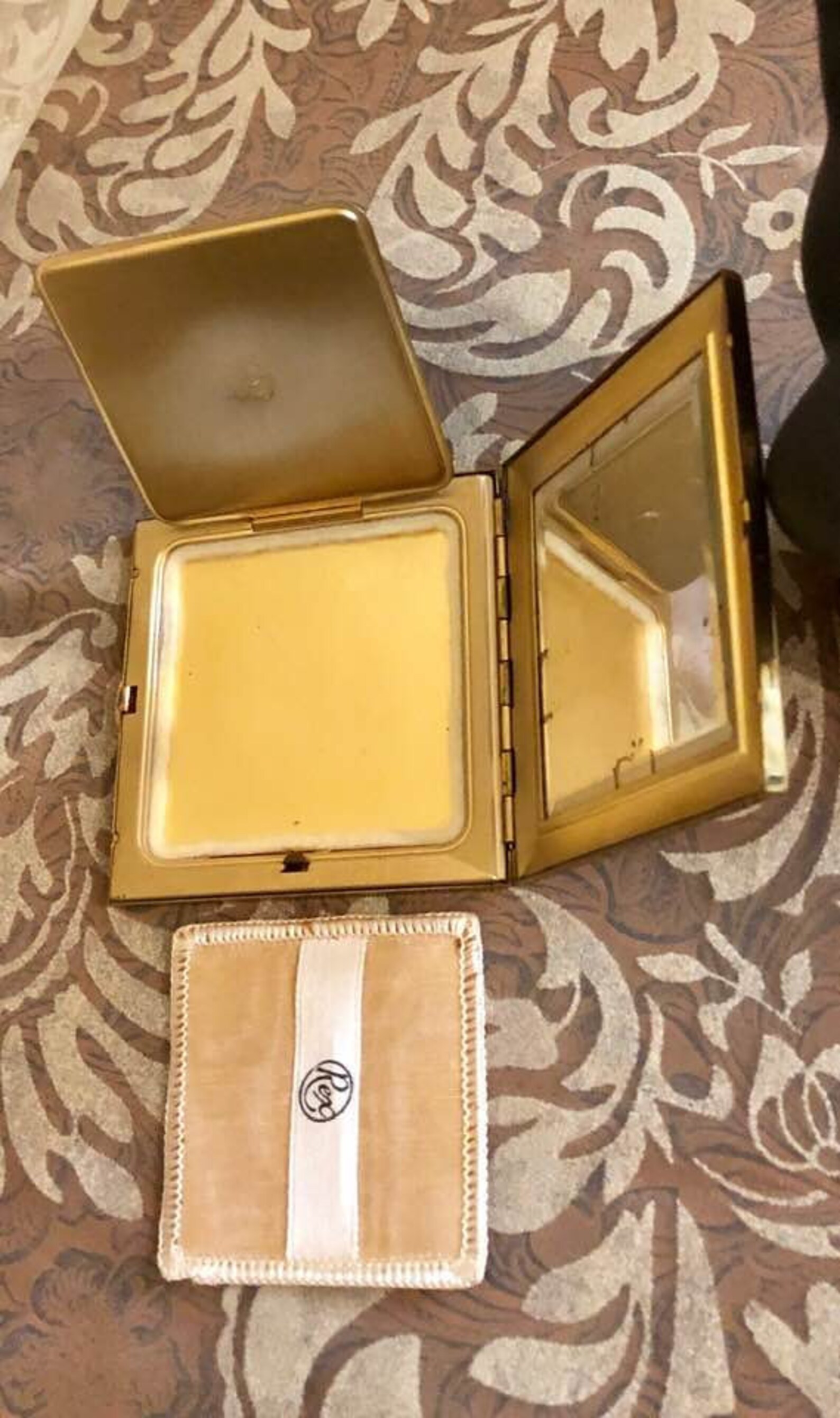 Vintage Rex Powder Compact 241 - Etsy