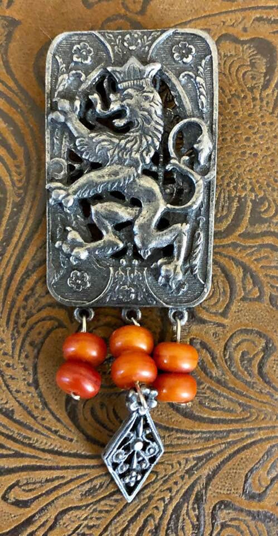 Vintage Regal Lion Brooch 679 - Etsy