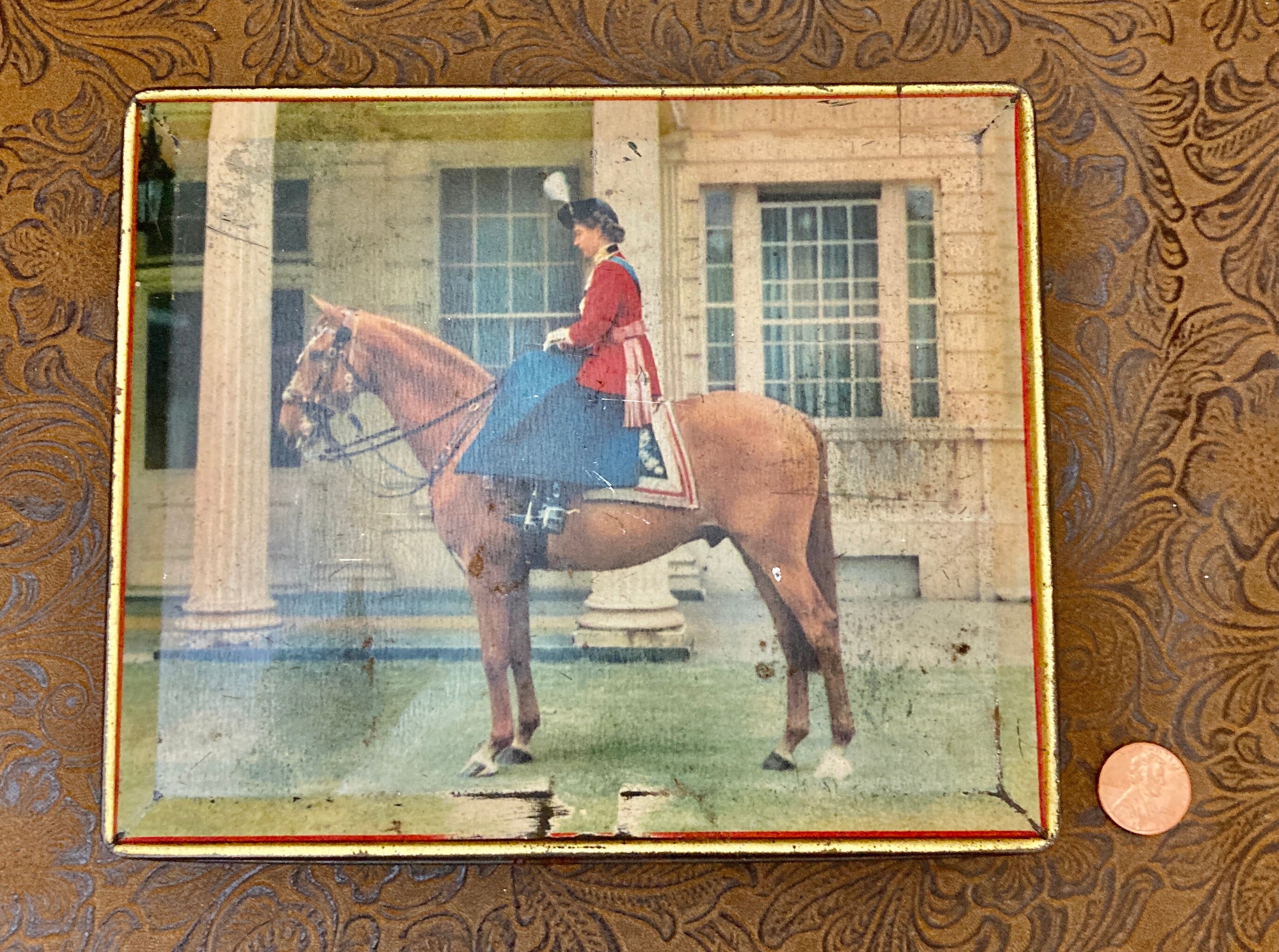 Vintage Toffee Tin Queen Elizabeth II 228B | Etsy