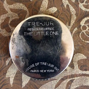 Vintage Tre-jur Powder Compact 237 - Etsy