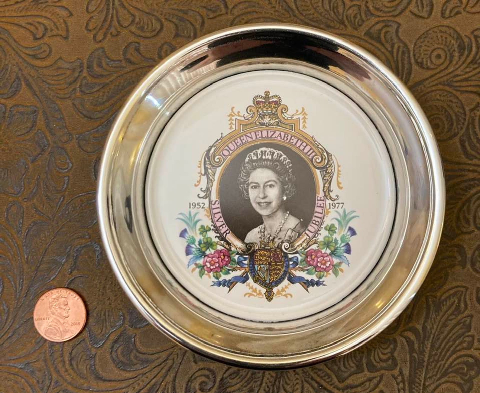 Vintage Silver Jubilee Queen Elizabeth II Silver Plate Dish 1302 - Etsy