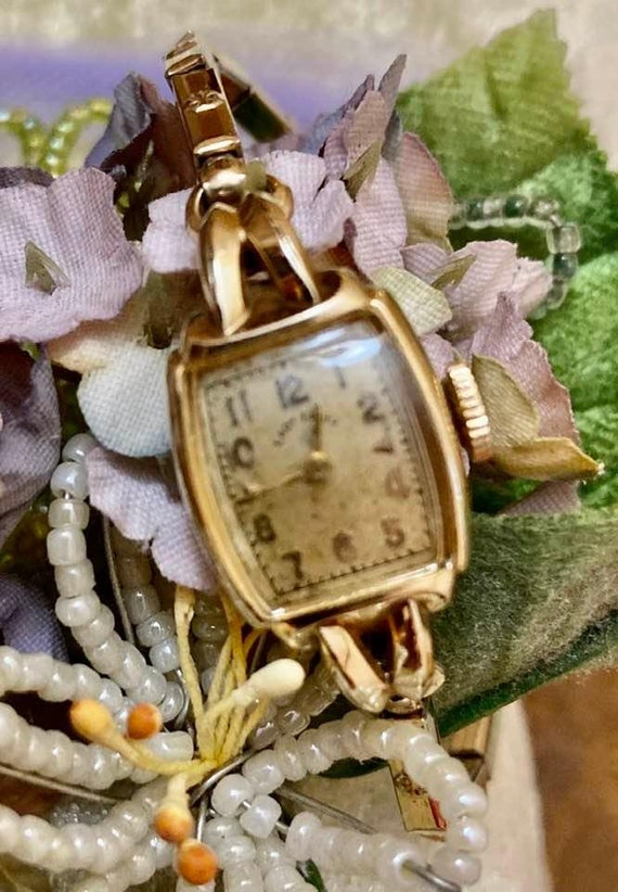 Vintage Lady Elgin 14K Gold Filled Watch … - Gem