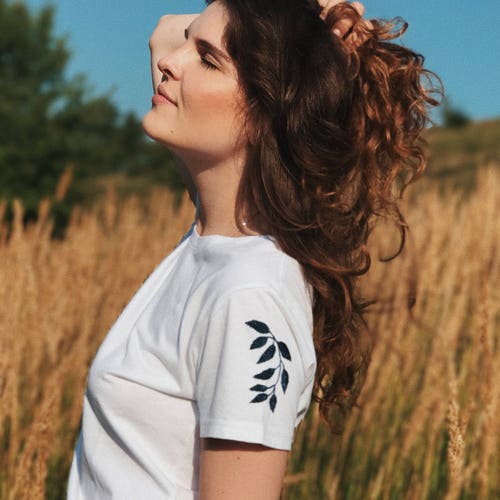Botanical Hand Embroidered T Shirt White Womens Floral Etsy