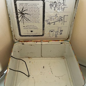 Vintage 1970 Laugh-in Lunch Box AND Original Thermos - Etsy