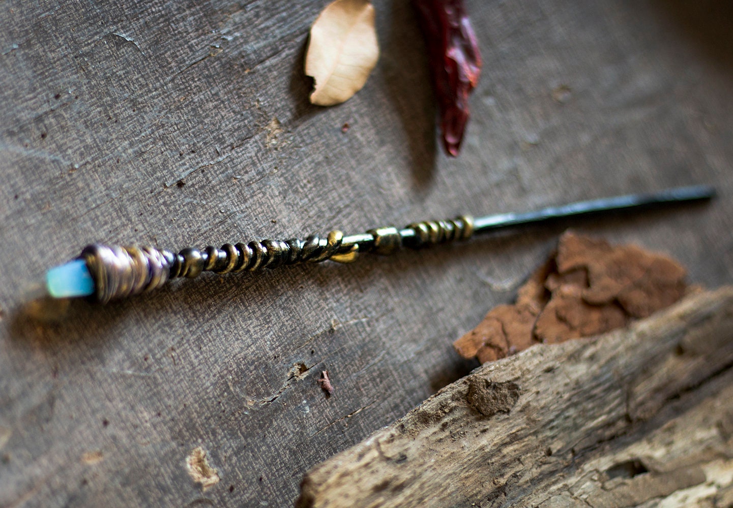 Magic Wand With Quartz Stone Top, Black and Gold Wand, Geek Accessories ...