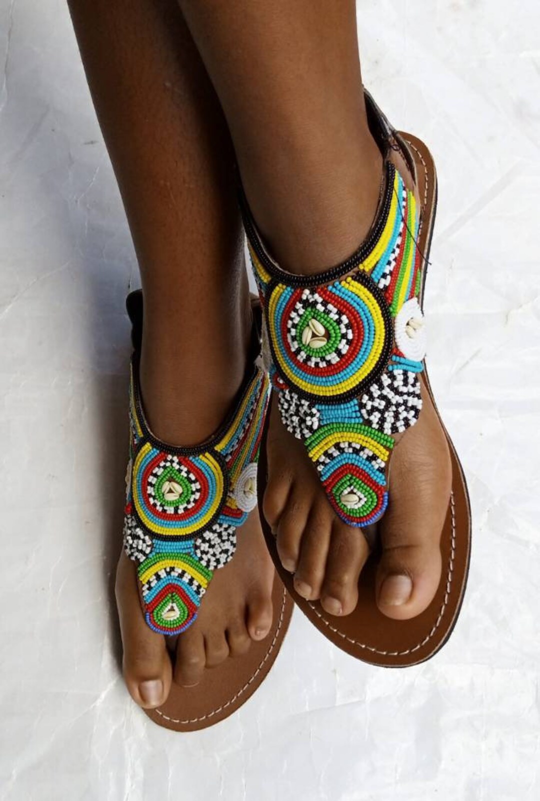 EN VENTE!! Sandaï Maasai - Sandale perlée africaine - Sandale kenyane ...