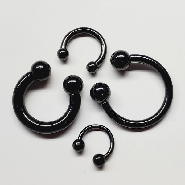 8g Black Horseshoe - Etsy