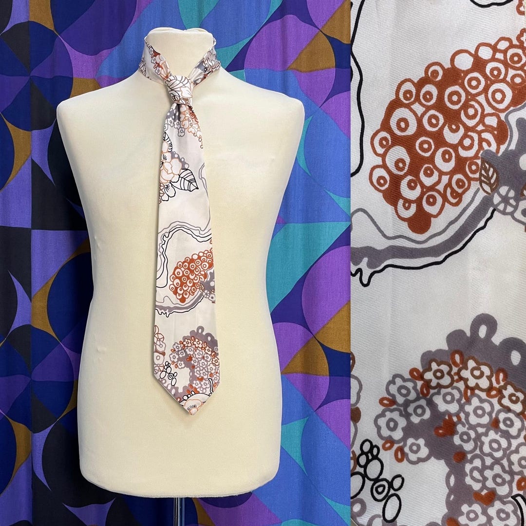 Lovely Vintage 60s 70s White, Brown and Grey Abstract Floral Pattern ...