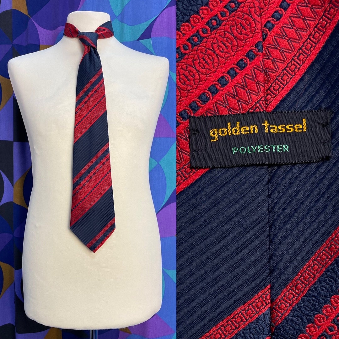 Fab Vintage 70s Red and Navy Blue Diagonal Striped Patterned Large ...