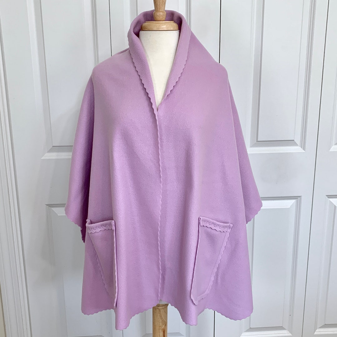 Adult Fleece Shawl Wrap With Pockets, Lovely Lilac, Fits Most Thru Size ...