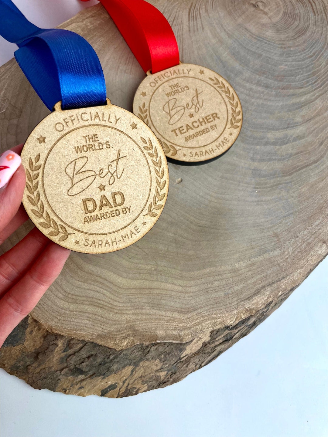 Father’s Day Gift - World’s Best Dad Medal Novelty Award Gift - for Him ...