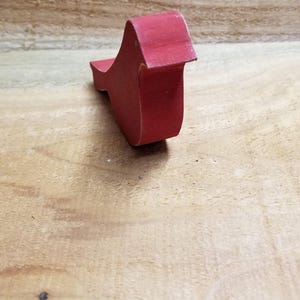 Red Sitting Wood Bird Decoration - Etsy