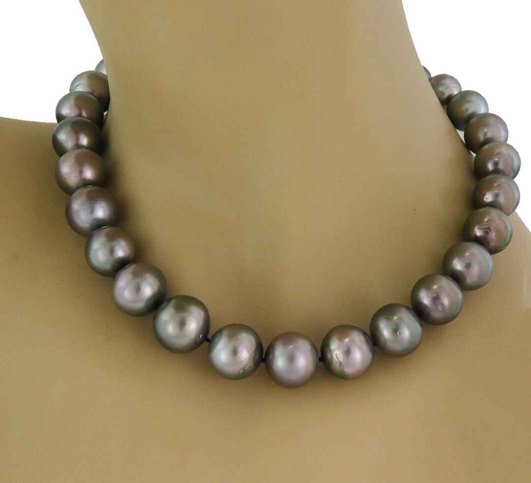Tahitian Graduated Gray Pearls Diamond Platinum Single Strand Necklace ...