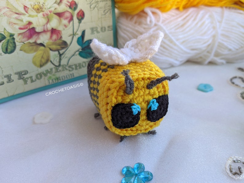 Minecraft Bee CROCHET PATTERN Amigurumi Bee Bee Crochet - Etsy