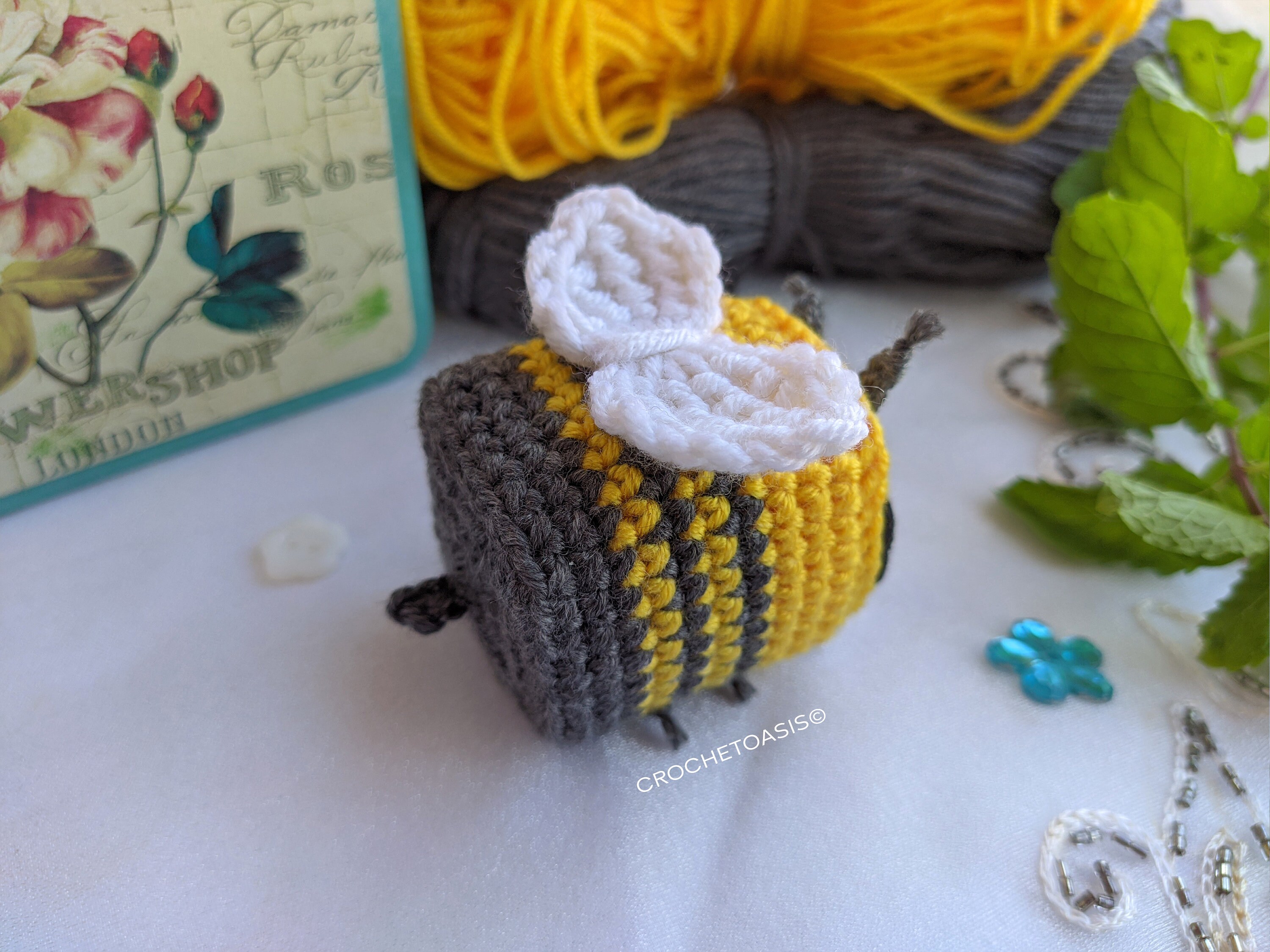 Minecraft Bee CROCHET PATTERN Amigurumi Bee Bee Crochet - Etsy