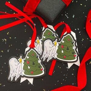 Christmas Ghost Gift Labels | Spooky Christmas Spirit | Festive Ghost ...
