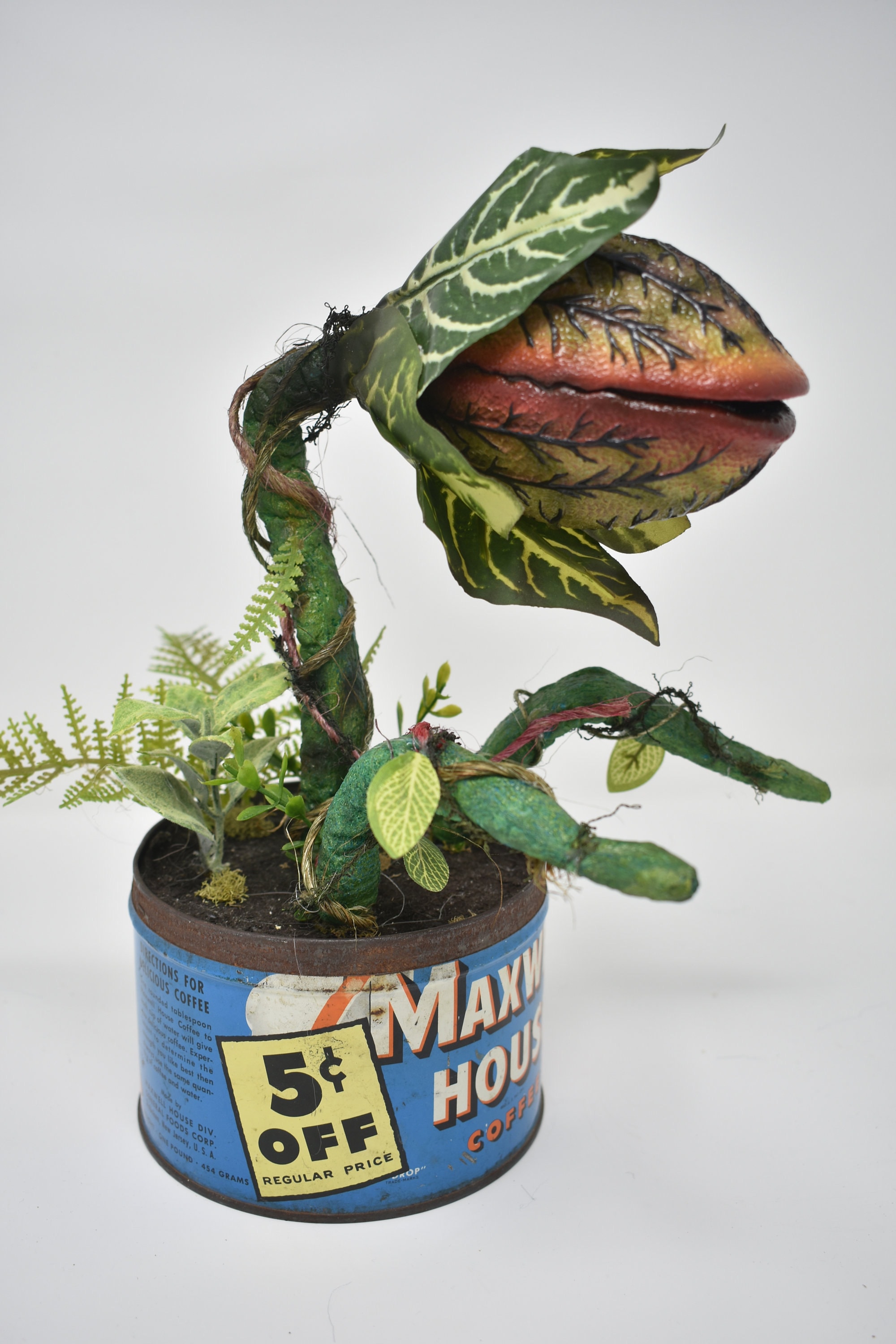 Deluxe Baby Audrey II Replica Prop Display From "little Shop of Horrors ...