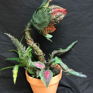 Audrey II / 2 Replica Movie Prop Little Shop of Horrors Halloween ...