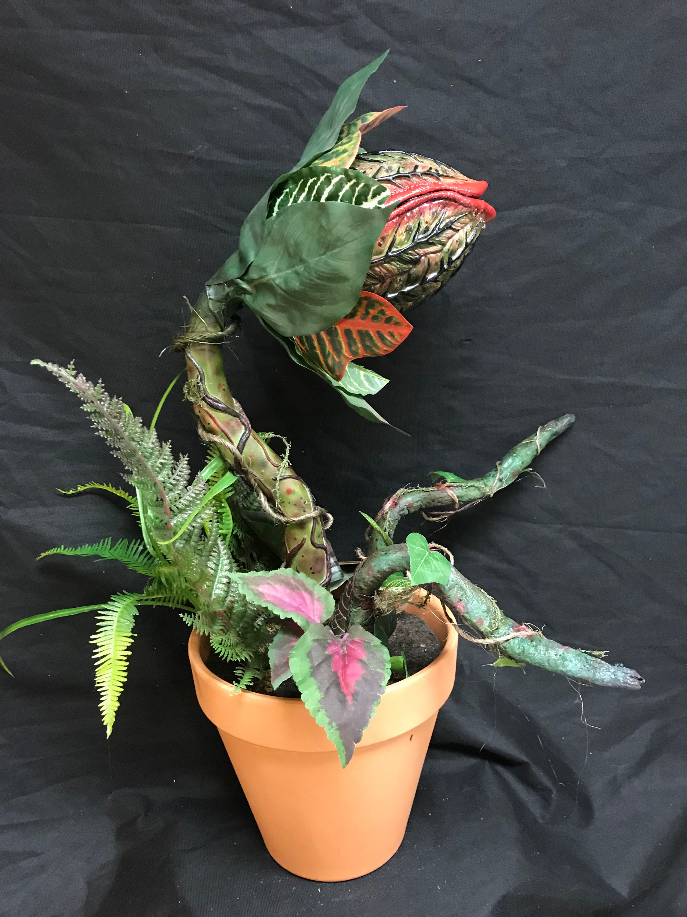 Audrey II / 2 Replica Movie Prop Little Shop of Horrors Halloween ...